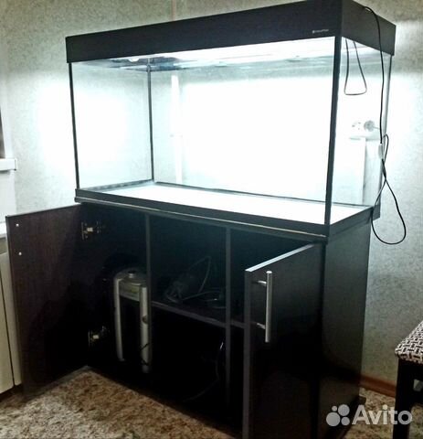 Аквариум 200л AquaPlus с тумбой и оборудованием